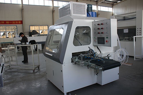 Automatic Skirting Panel Painting Machine